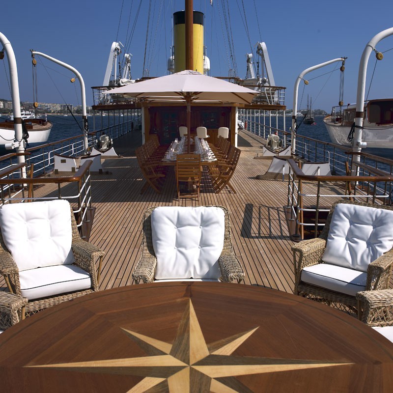 Yacht SS Delphine, Classic Yacht | CHARTERWORLD Luxury Superyacht Charters